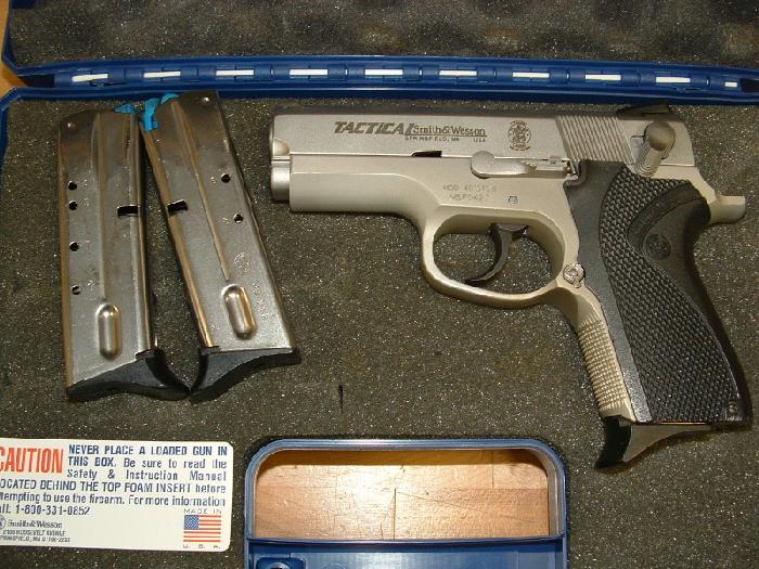 Smith & Wesson Model 4013 Tsw Tactical For Sale at GunAuction.com - 8456343