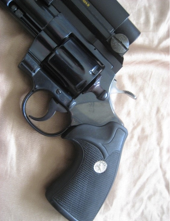 Colt Python Revolver With Aimpoint Laser Sight. .357 Mag, .357 Magnum ...