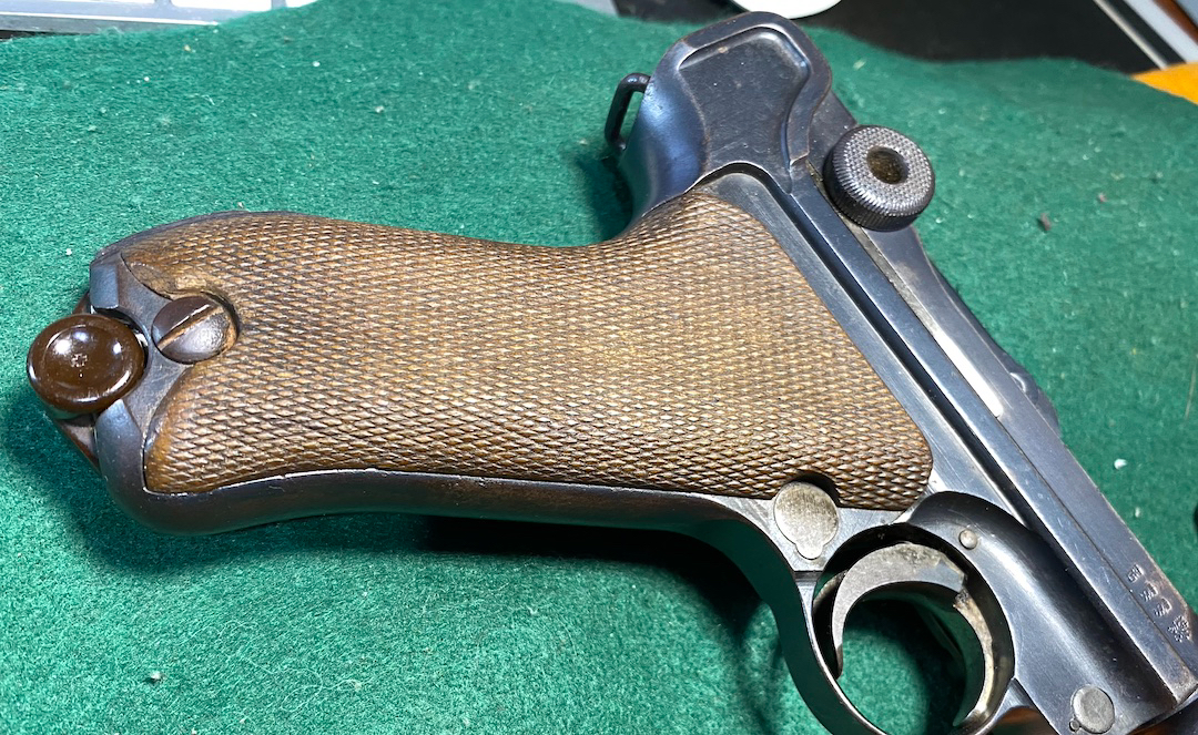 Dwm Lugergermanworld War 1 Vintageexcellentoriginal Finish With Straw ...