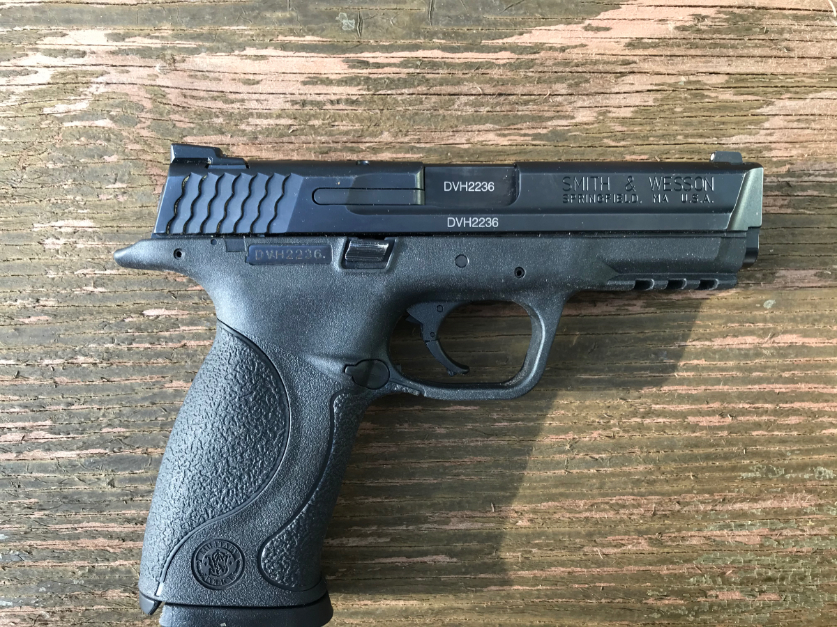 Smith & Wesson M&P 40 For Sale at GunAuction.com - 17115386
