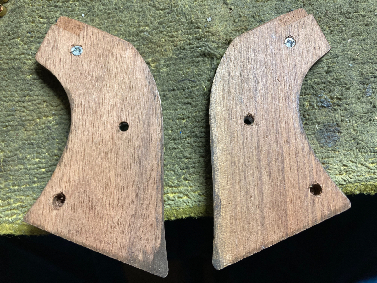 Ruger Single Six Grips For Sale at GunAuction.com - 17126675