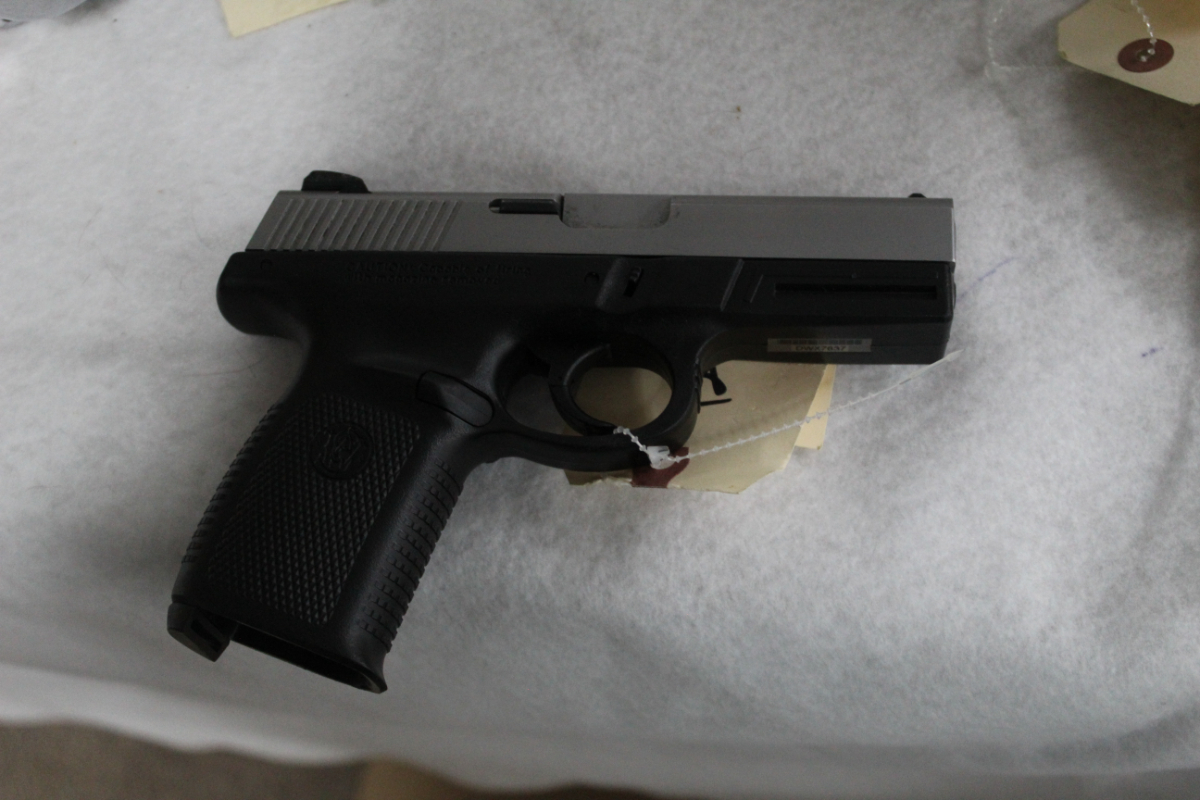 Smith Wesson 40ve With No Clip And No Reserve .40 S&W For Sale at ...