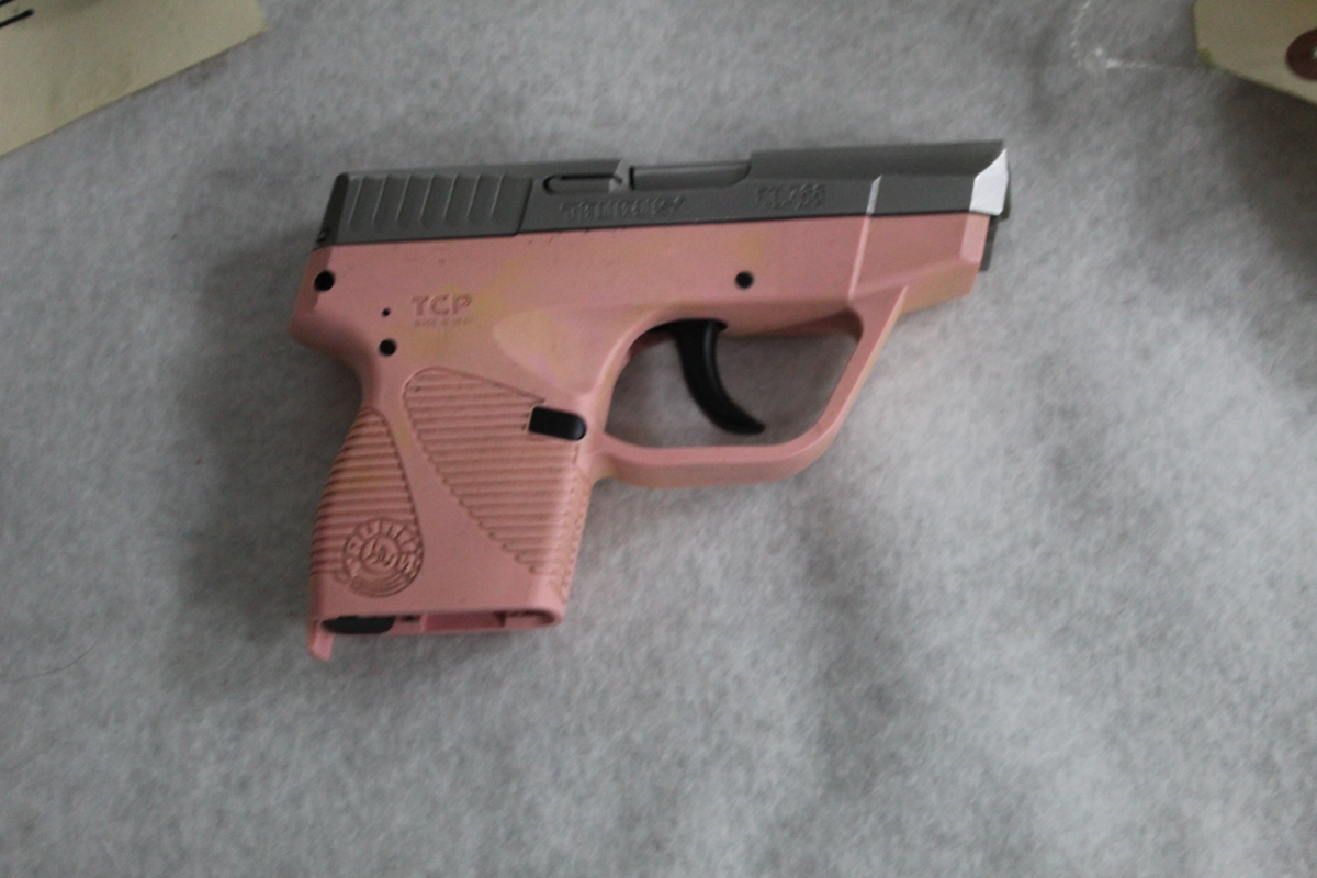 TAURUS TCP PINK 380 WITH NO CLIP AND NO RESERVE