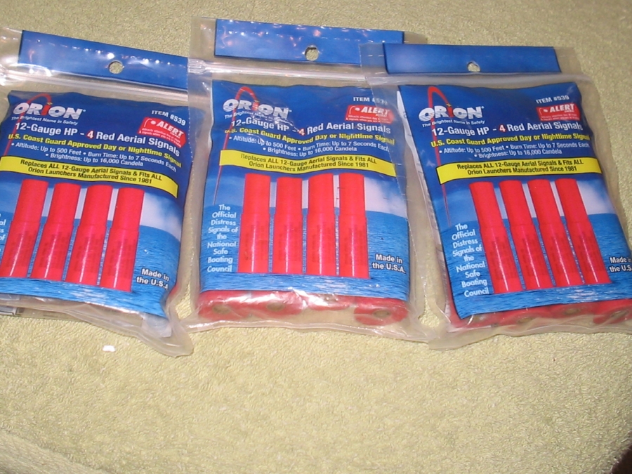 12ga Signal Flare Kit 2015 Flares Survival For Sale at GunAuction.com ...