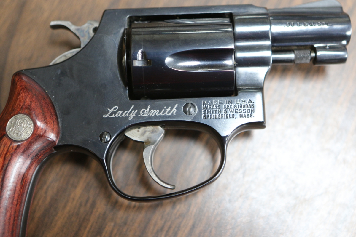- Smith & Wesson Model 36-7 Lady Smith 38 SPL - Picture 2