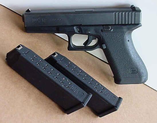 Glock Model 17 (9 X19) 9 Mm Semi-Auto Pistol +2 Hc Clips For Sale at ...