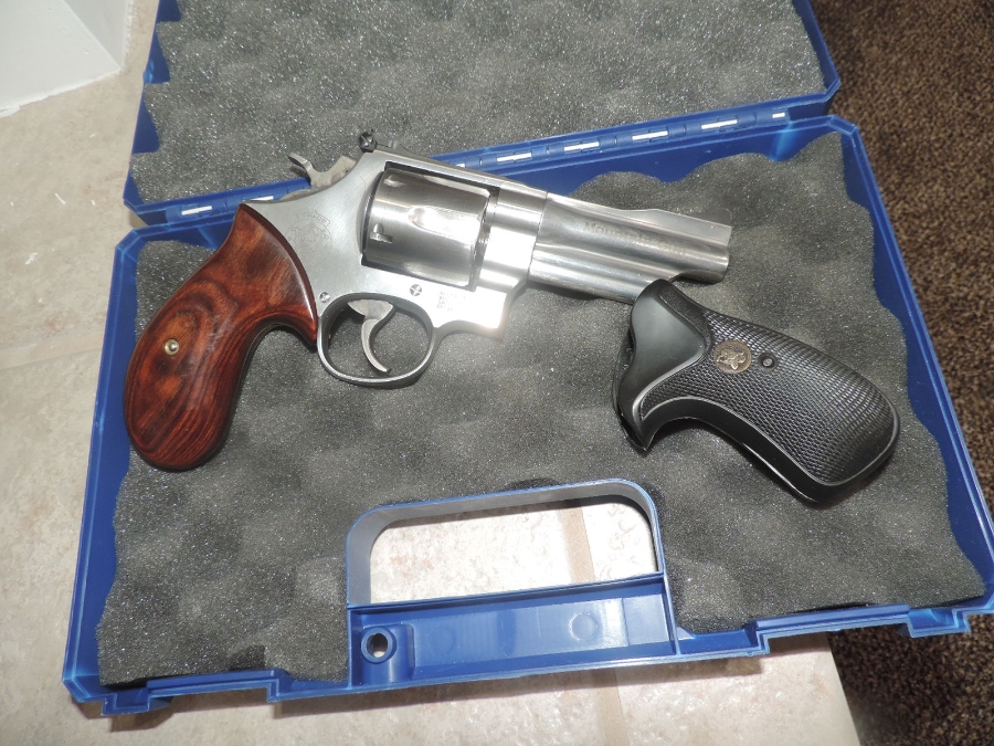 SMITH WESSON 45 LONG COLT 625-6 MOUNTAIN GUN