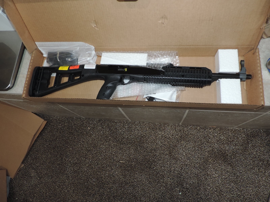 Hi Piont 40 Caliber Rifle New In The Box With No Reserve .40 S&W For ...