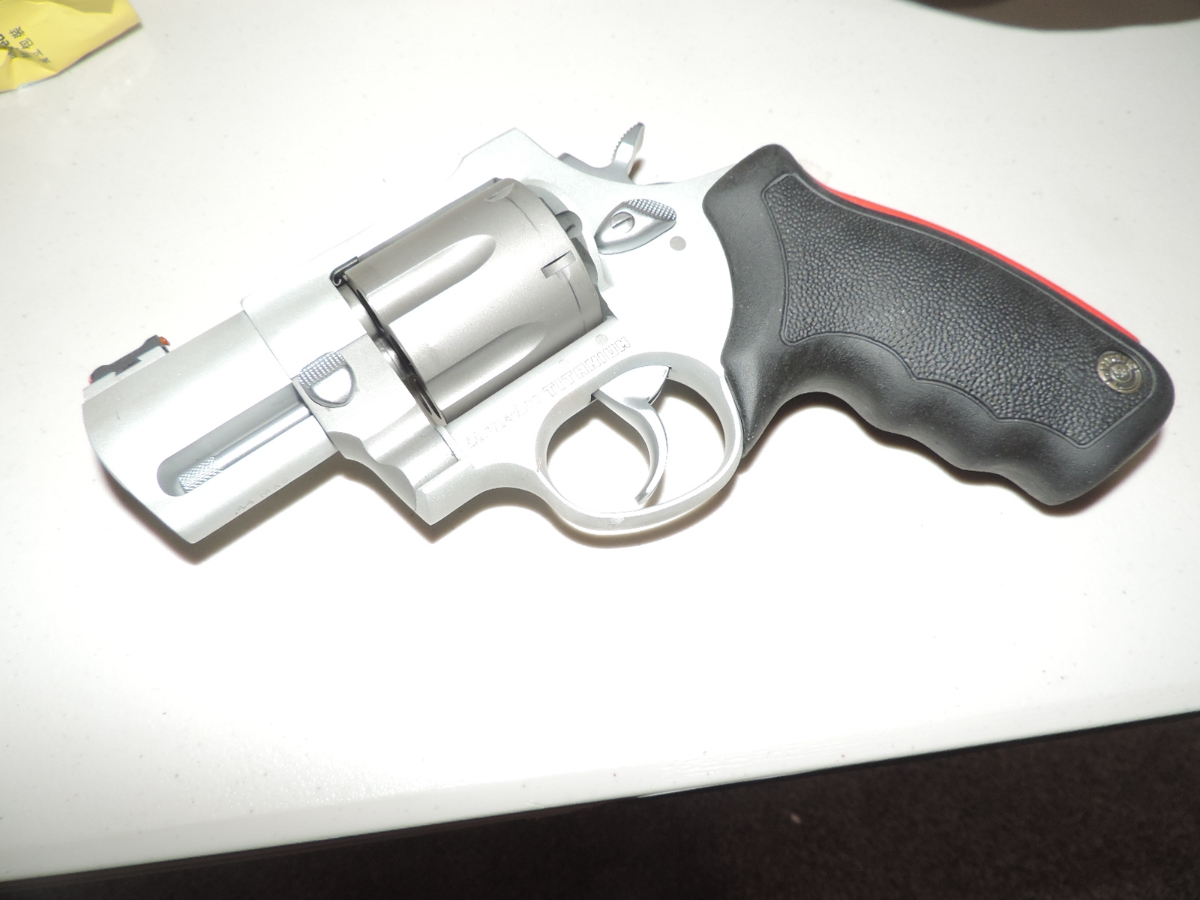 Taurus Ultra Lite Titanium 44 Mag Snubby Pistol Its A Beauty .44 Mag ...