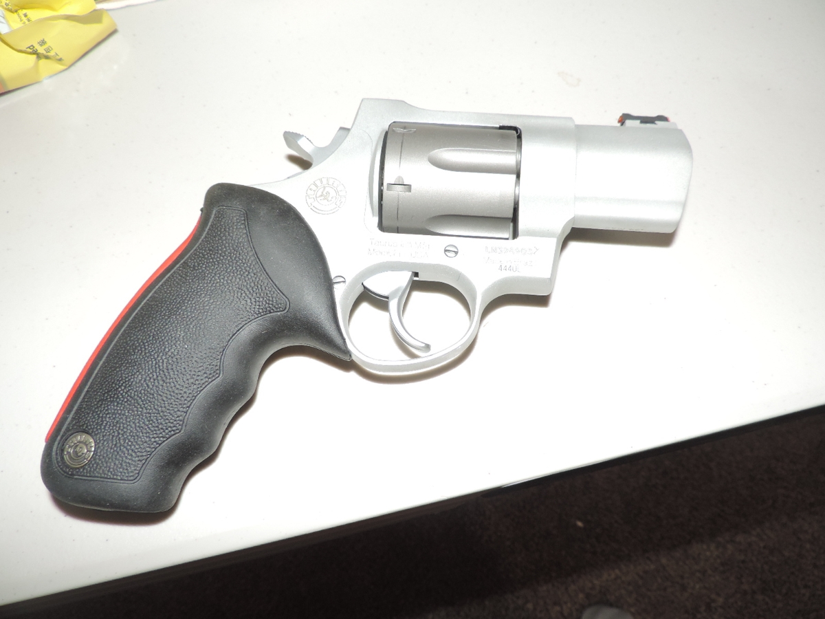 Taurus Ultra Lite Titanium 44 Mag Snubby Pistol Its A Beauty .44 Mag ...