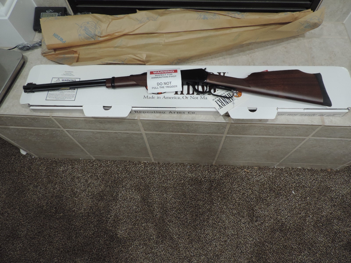Henry 17 Hmr Rifle Lever Action New In The Box With No Reserve .17 Hmr ...