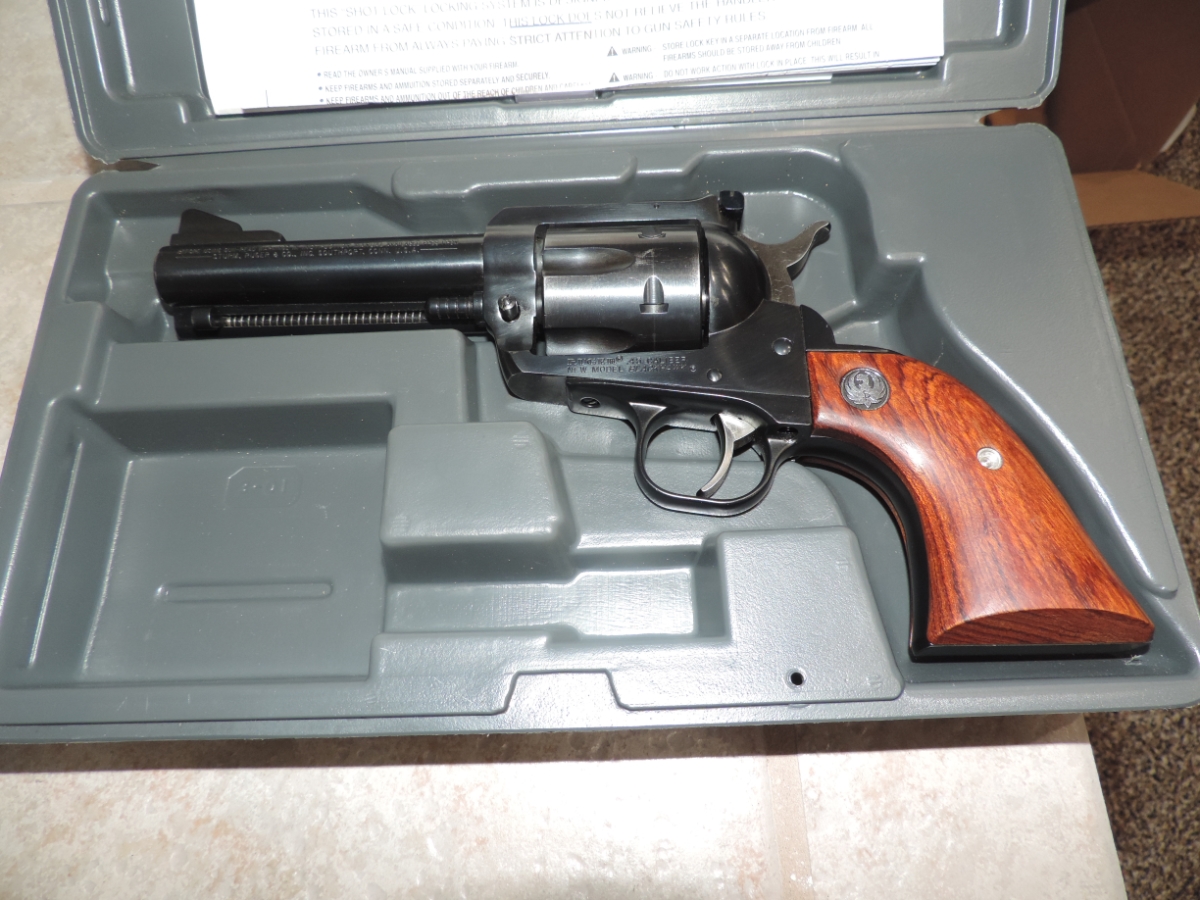 RUGER BLACKHAWK 45 COLT IN THE BOX WITH NO RESERVE