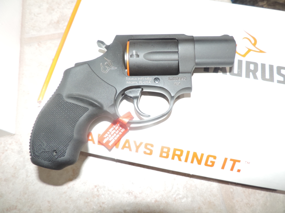 Taurus 605 In 357 Snubby New In Box .357 Magnum For Sale at GunAuction ...