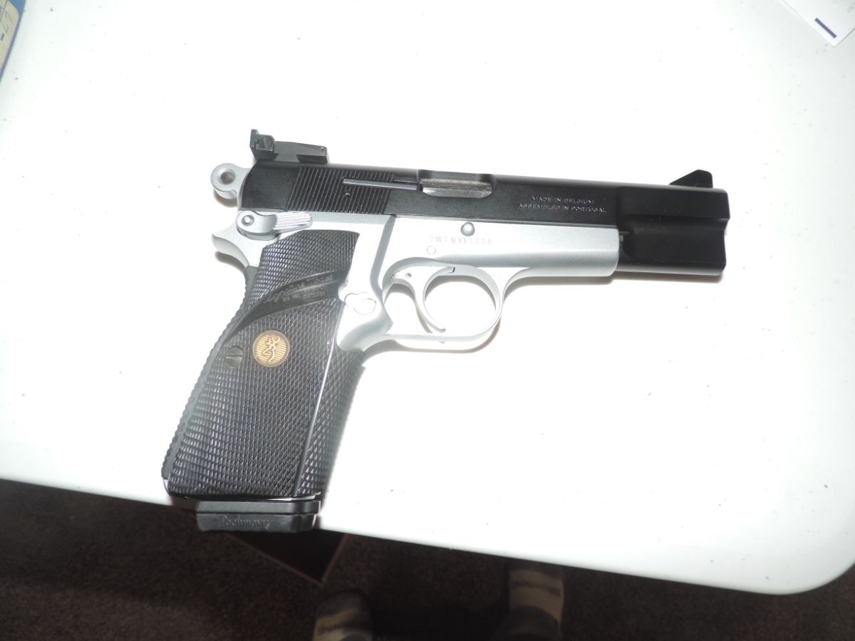 BROWNING HIGH POWER 40 CALIBER TWO TONE LIKE NEW WITH NO RESERVE