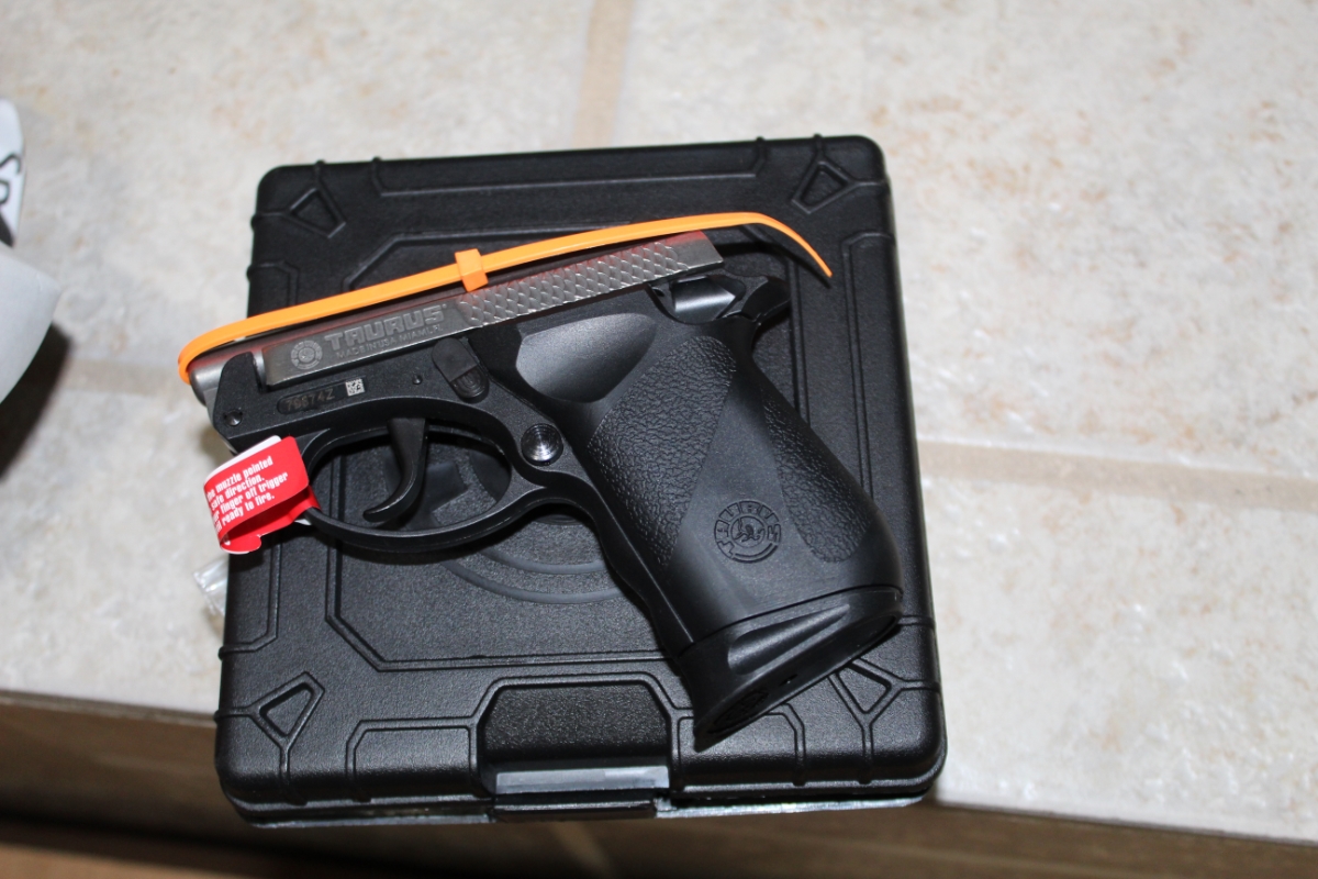 Taurus Pt-22 In 22 Long Rifle With No Reserve .22 Lr For Sale at ...