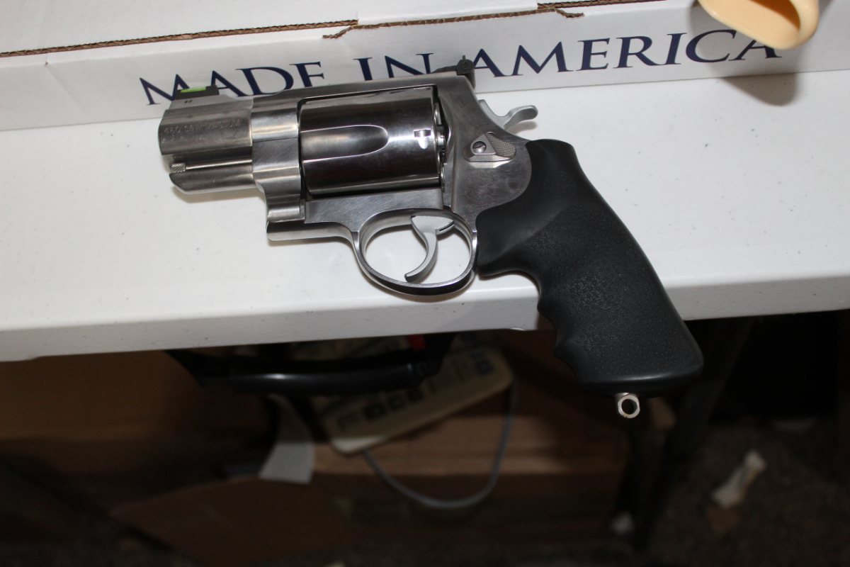 - SMITH WESSON 460 ES SNUBBY PISTOL IN GREAT SHAPE WITH NO RESERVE ...