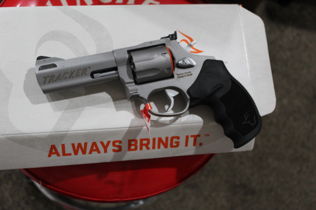 Taurus M627 Stainless Tracker Ported 357 Mag Pistol No Reserve .357 ...