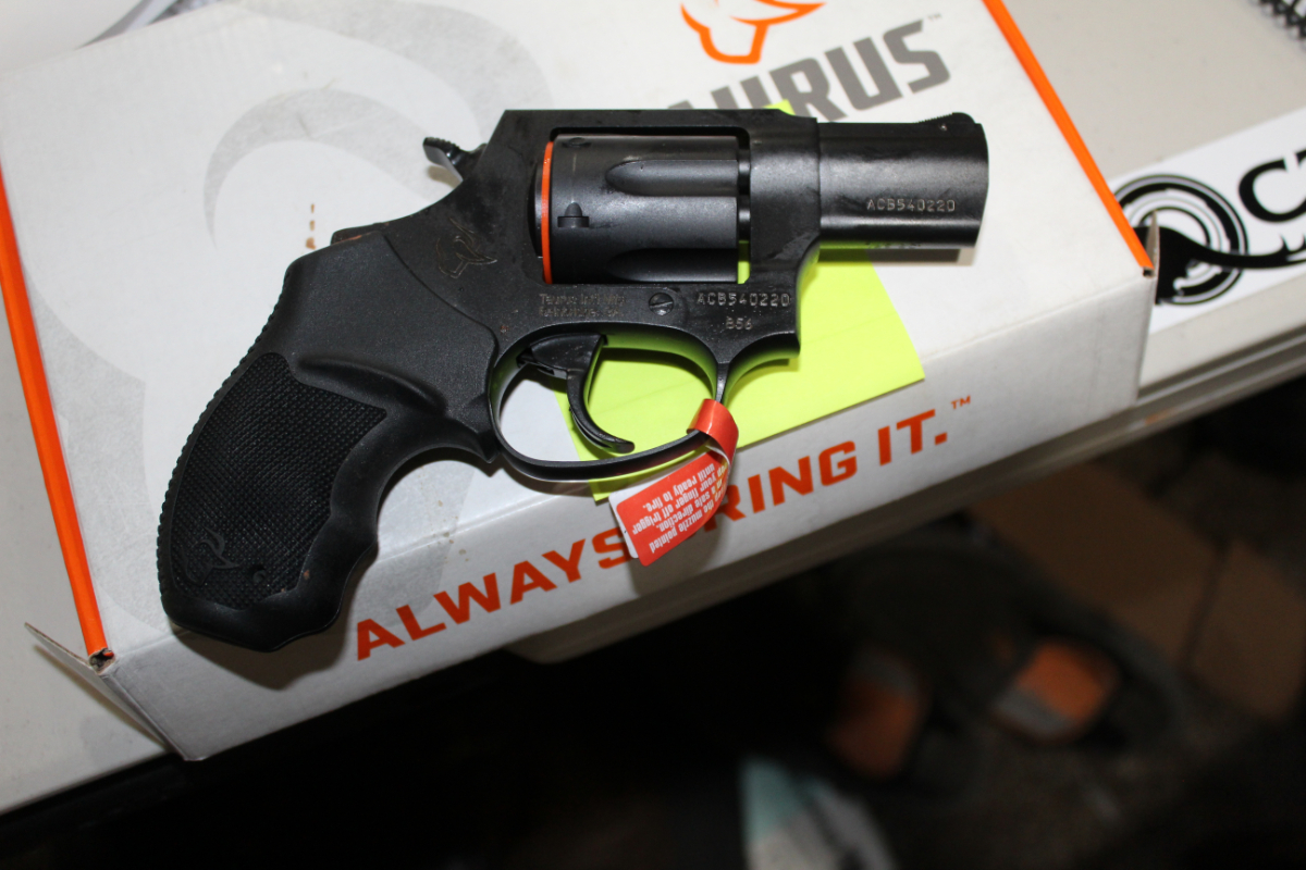 Taurus 856 In 38 Special Snubby No Reserve .38 Special For Sale at ...