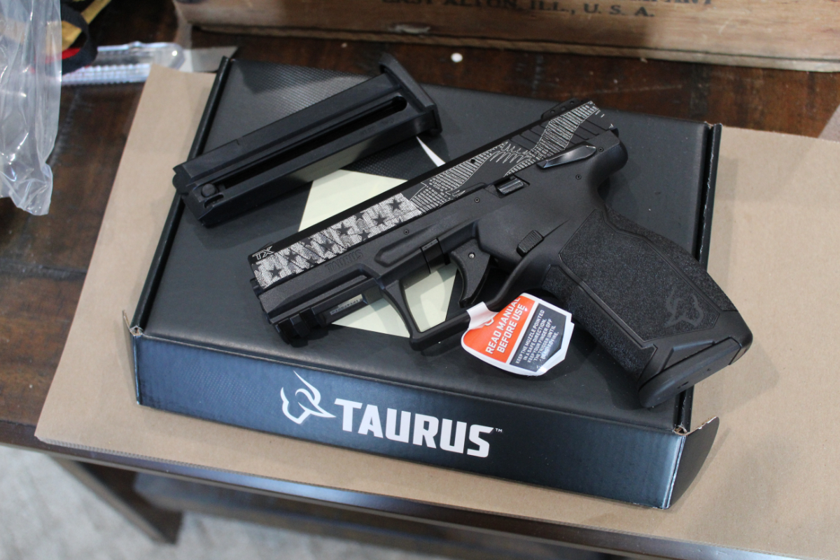 TAURUS TX 22 US FLAG EDITION NEW IN BOX 2 MAGS NO RESERVE