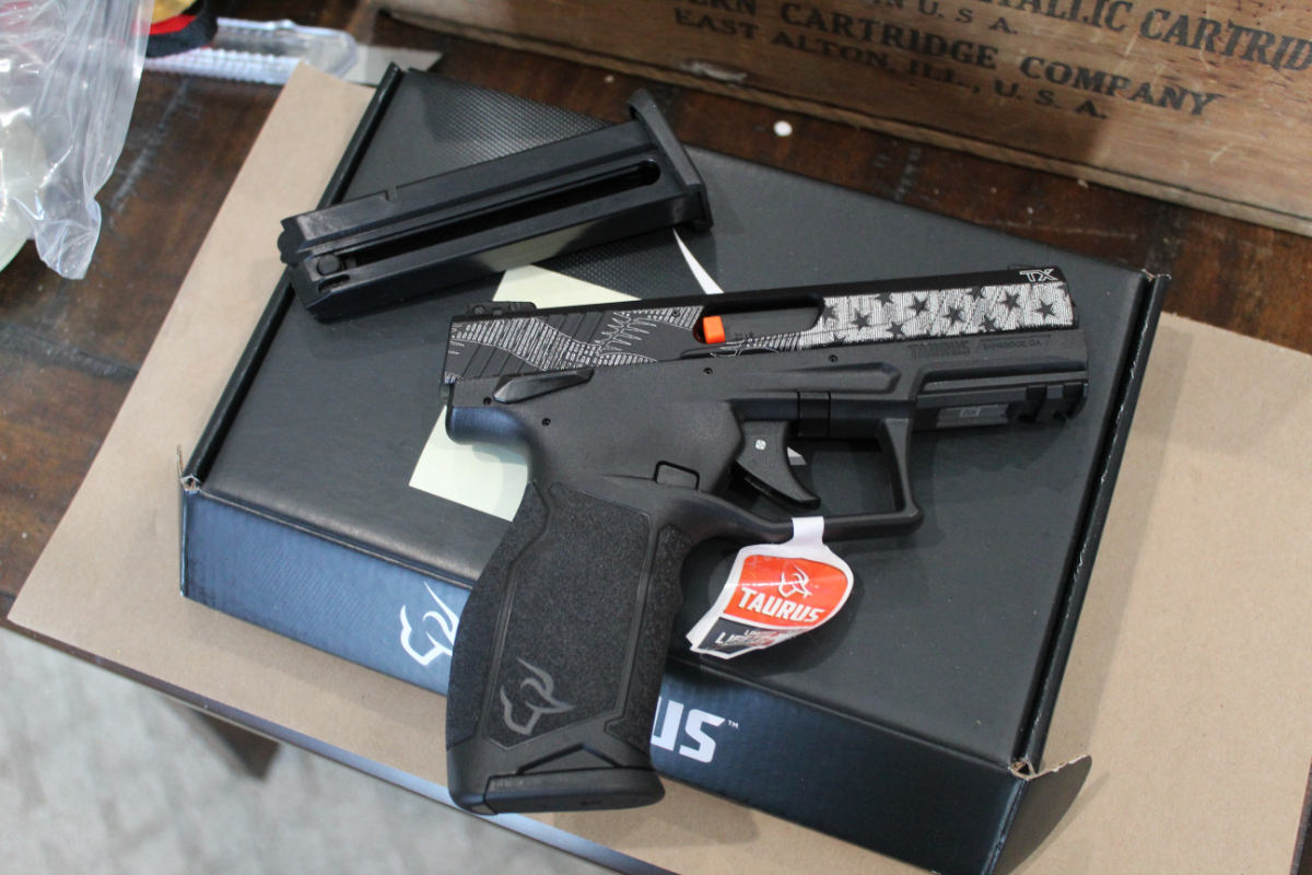 Taurus Tx 22 Us Flag Edition New In Box 2 Mags No Reserve .22 Lr For ...
