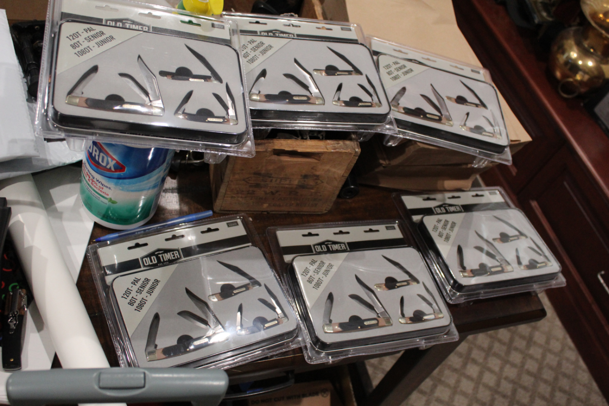 6 Sets Of Old Timer Limited Edition Gift Set Of Knifes New In Box For ...