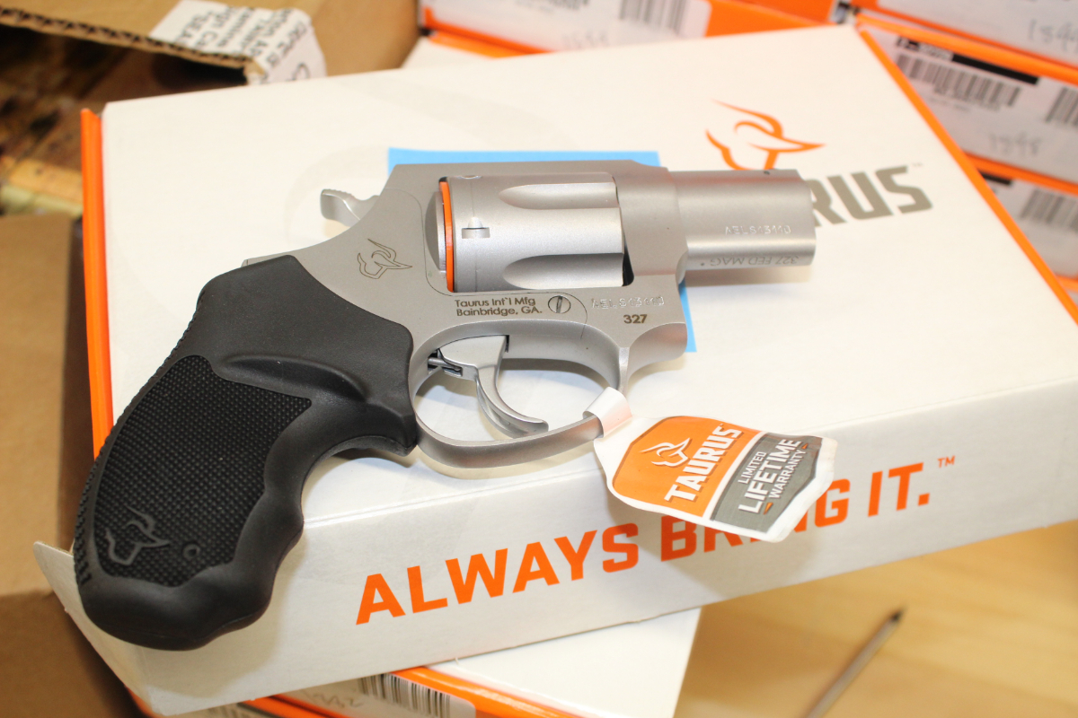 TAURUS 327 FEDERAL, 32 H&R MAG. 32 S&W SHOOTS ALL 3 CALIBERS NO RESERVE ...