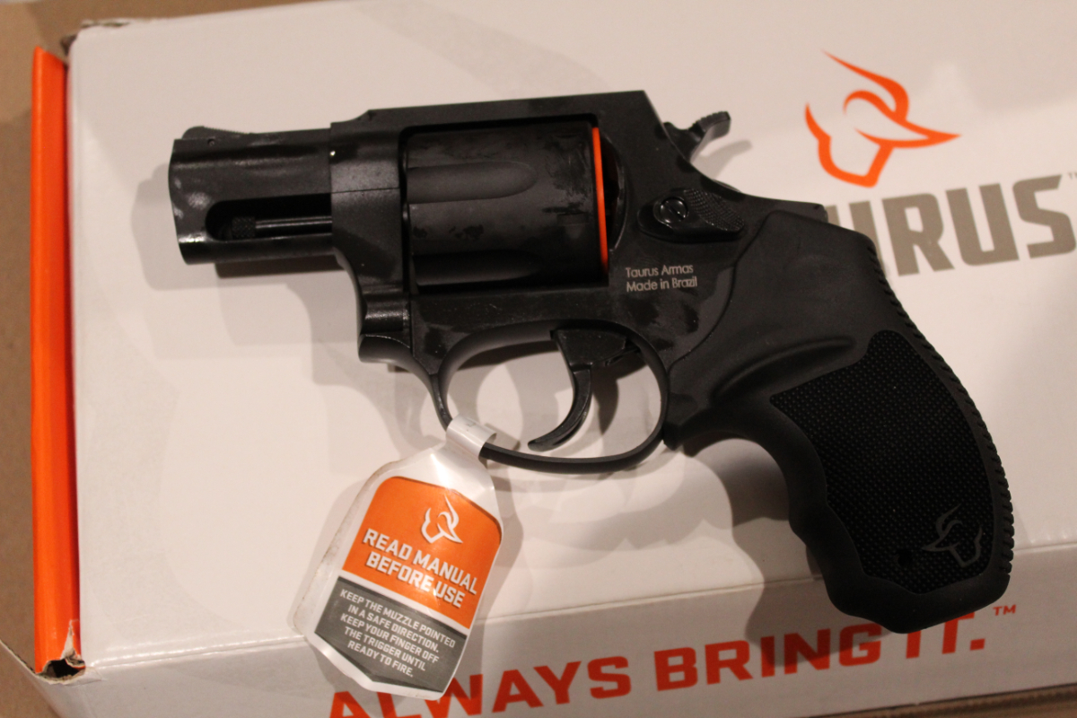 Taurus 327 Federal, 32 H&R Mag. 32 S&W Shoots All 3 Calibers No Reserve ...