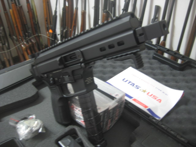 UTAS UT9M Semi Automatic AR15 type pistol. BRAND NEW IN THE BOX. 9mm ...