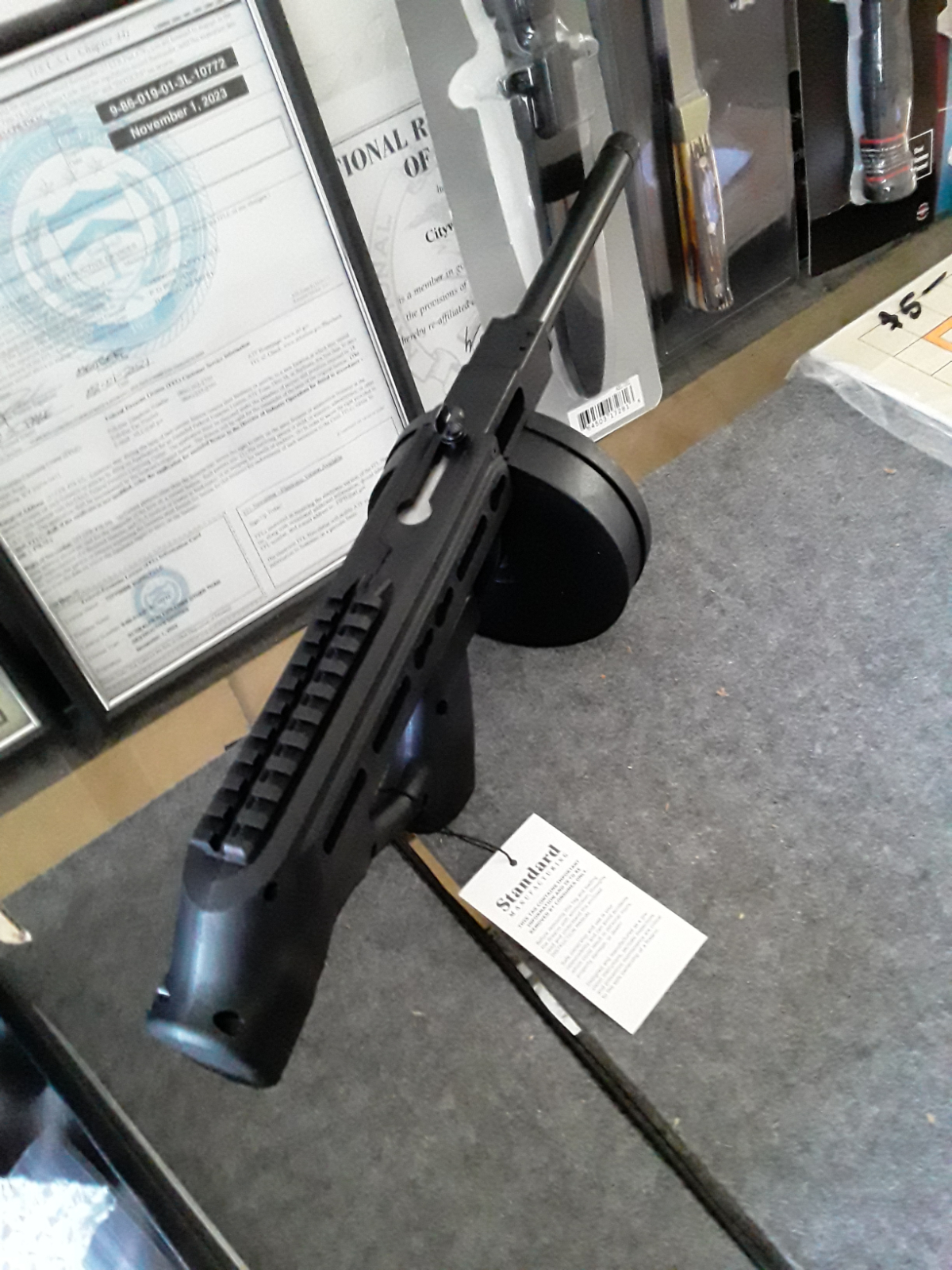 Standard Mfg. STANDARD JACKHAMMER SD 22LR new in box with 50 round drum ...