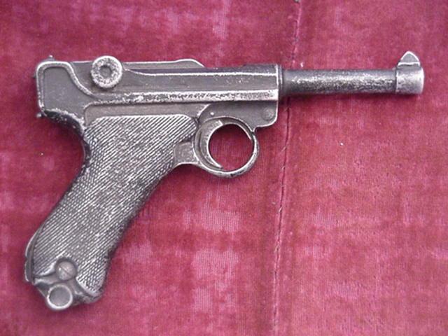 German LUGER Solid Cast Aluminum Replica Pistol - Picture 2