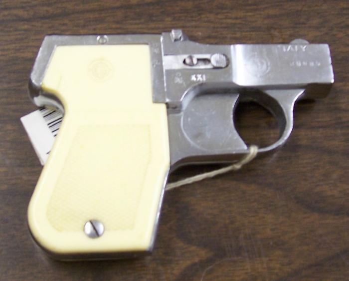 EIG EIG 4 BARREL PEPPERBOX 22 CAL PISTOL 4 SHOT RARE