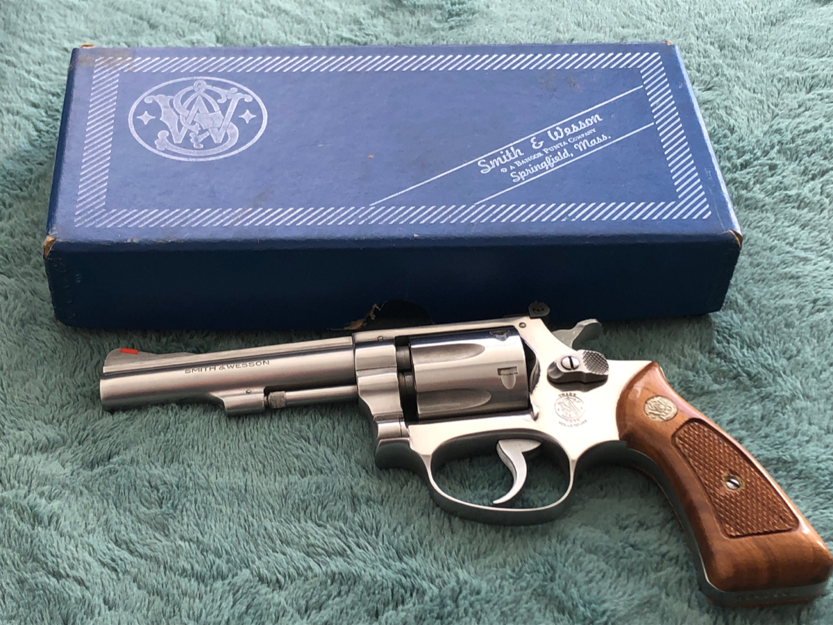 Smith & Wesson Model 63 In Excellent Condition .22 Lr For Sale at ...