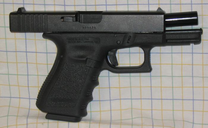 Glock Model 23 Pistol, 40 S&W, Two Hi Cap Mags For Sale at GunAuction ...