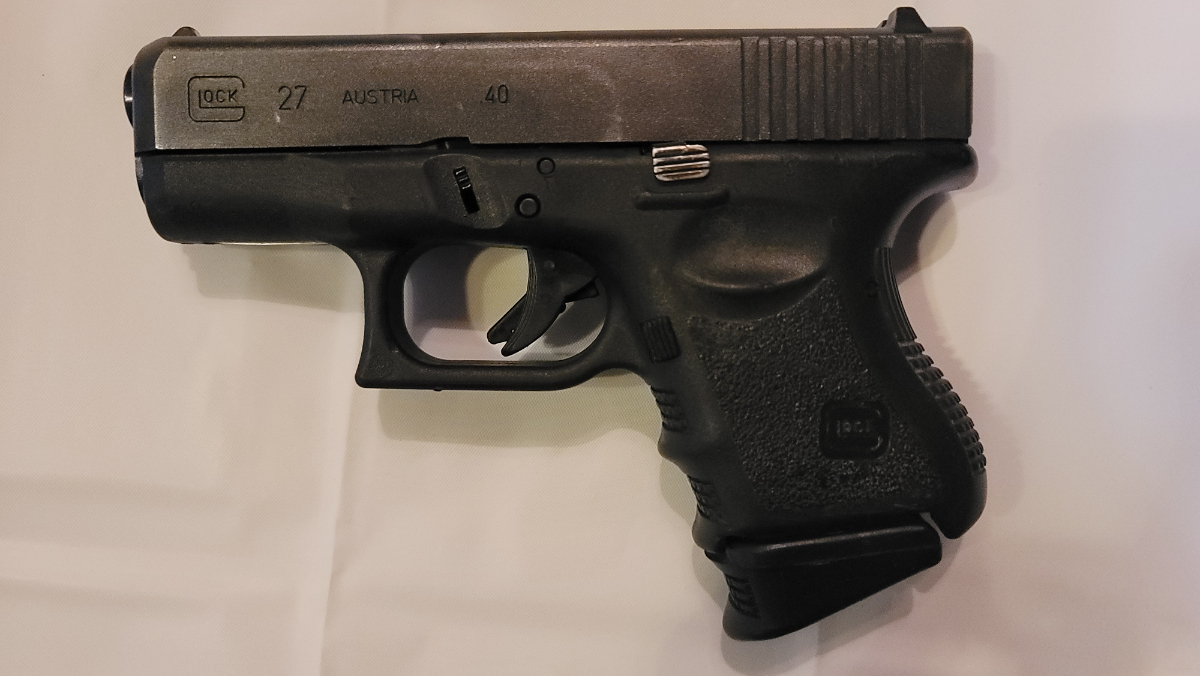 Glock G27 Subcompact .40 S&W 17176372 - GunAuction.com