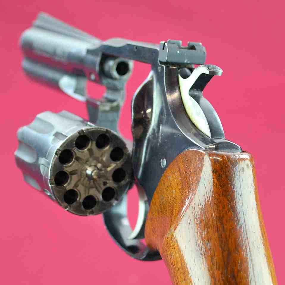 Hi-Standard Model Sentinel Mki .22lr Revolver For Sale at GunAuction ...