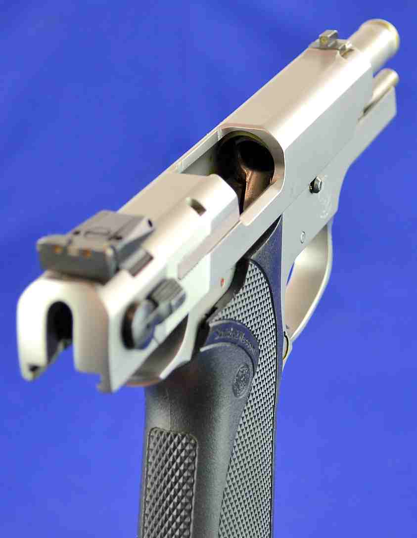 Smith & Wesson Model 1066 10mm Semi-Auto Pistol For Sale at GunAuction ...