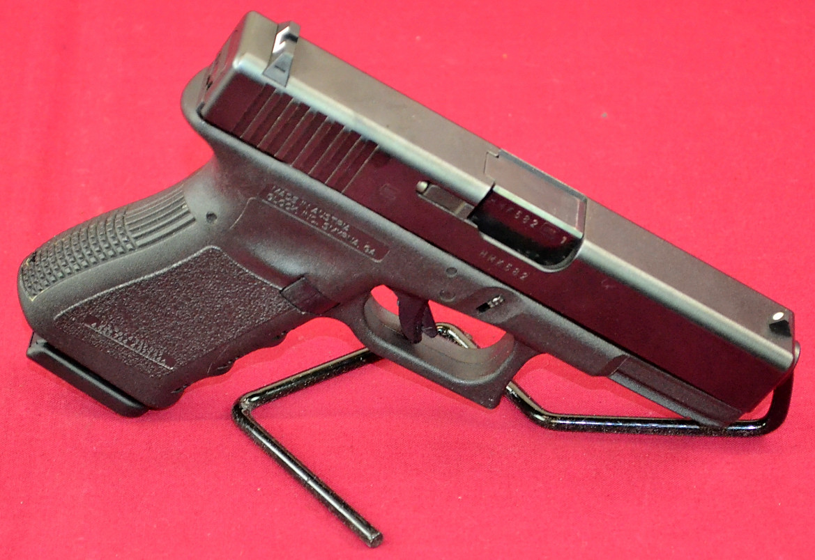Glock Model 19 .9mm Semi-Auto Pistol (Hc) For Sale at GunAuction.com ...